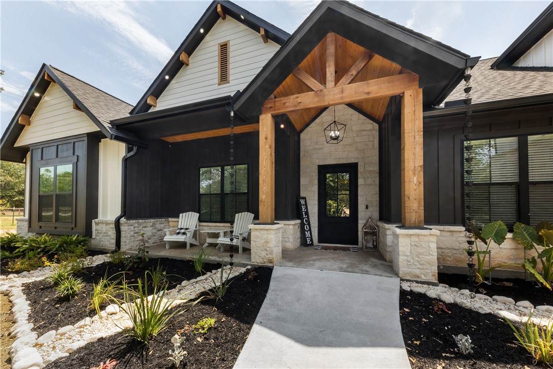 5201 Vintage Oaks Court, College Station, TX 77845 (MLS #26000634 ...