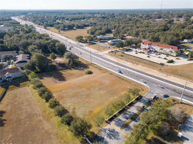 847 S Us Highway 441, Lady Lake, FL 32159 (MLS #GC510692) :: Flamingo ...