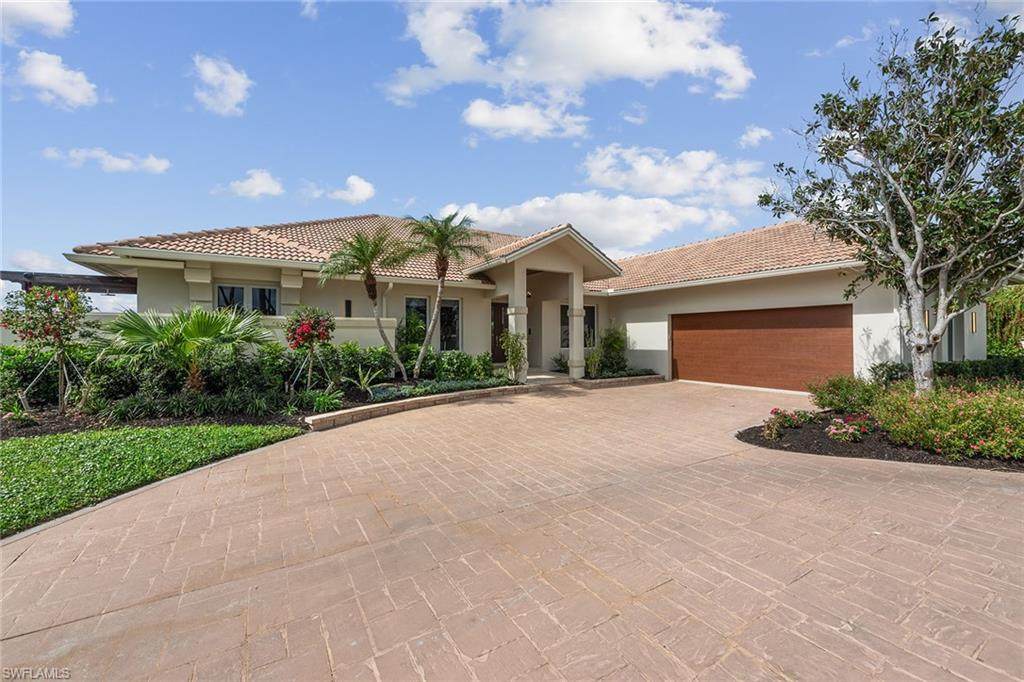 520 S Barfield Dr, Marco Island, FL 34145 (#225020864) :: The Michelle ...