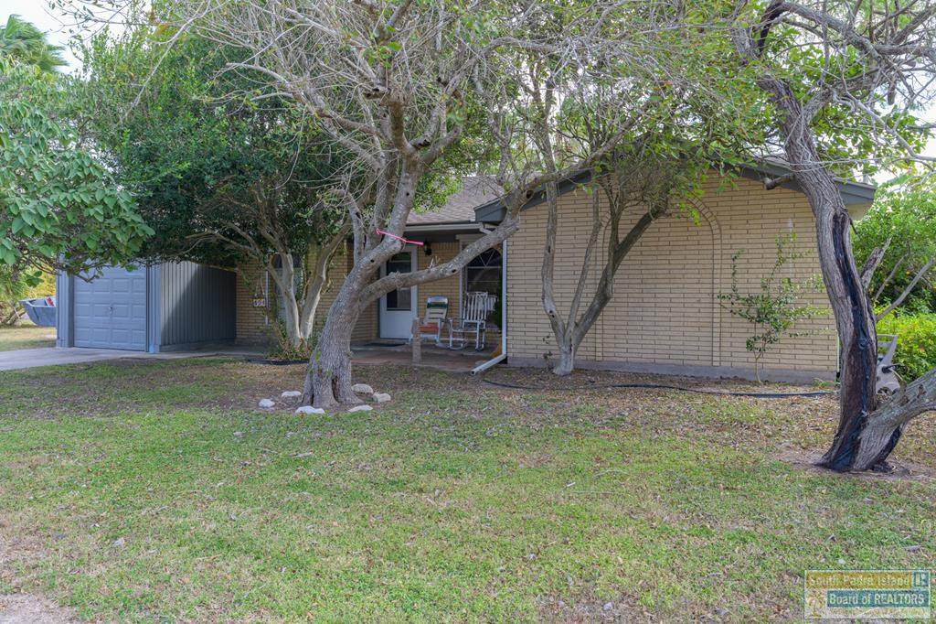 634 1st St., Port Isabel, TX 78578 (MLS #104646) :: Michael Hernandez ...