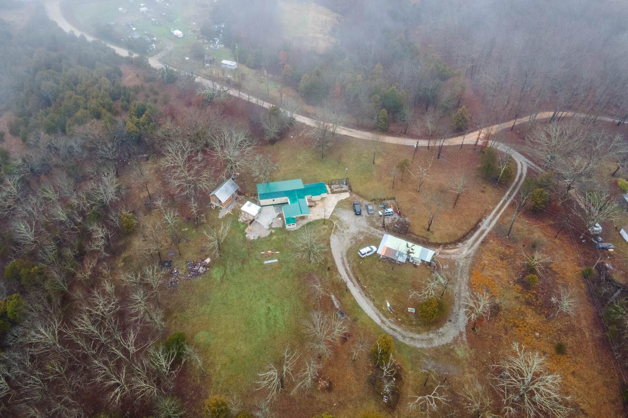 1884 Co Road N-316, Squires, MO 65755 (MLS #60291566) :: The Paul ...