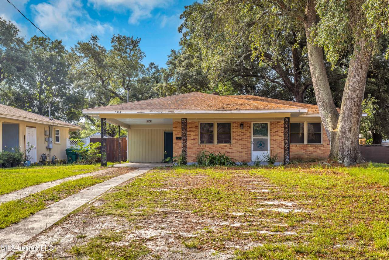 2314 Curcor Drive, Gulfport, MS 39507 (MLS #4114130) :: Coastal Realty ...